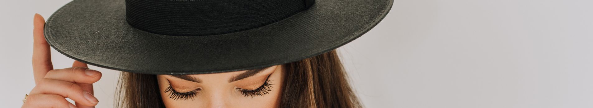 Black summer hats – Sandoval